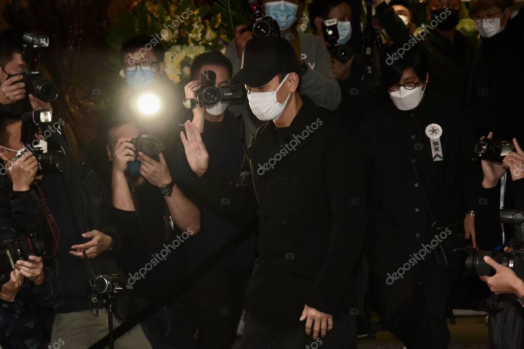 El actor de Hong Kong Richard Ng Man-tat, un maestro de la televisión ...