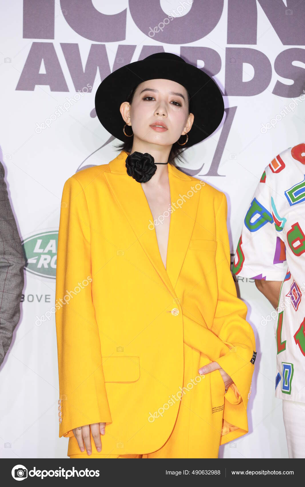 Chinese Singer Dany Lee Attends Annual Ceremony Instyle Shanghai China ...