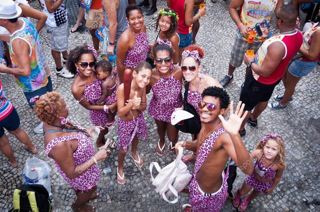 Thousands of revellers on Rio's largest carnival – Stock Editorial ...