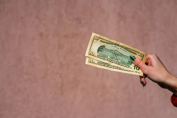 10 usd tips Pictures, 10 usd tips Stock Photos & Images | Depositphotos®