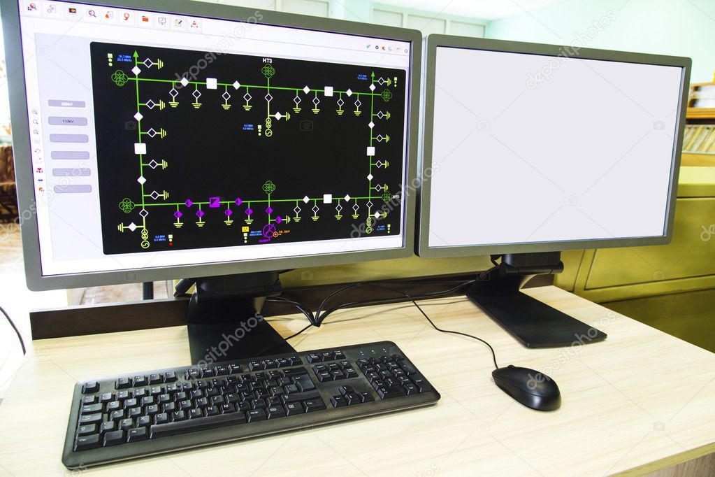 Ordenadores y monitores con diagrama esquemático de supervisión ...