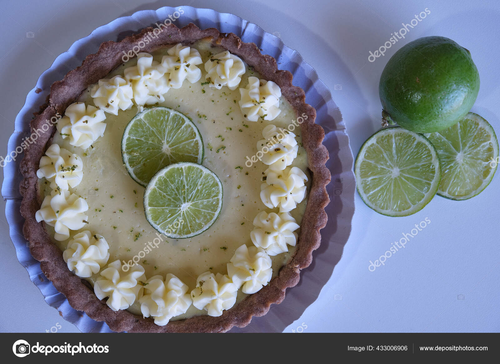 Key Lime Pie Lime Pie Whipped Cream Sable Dough — Stock Photo © LHShots ...