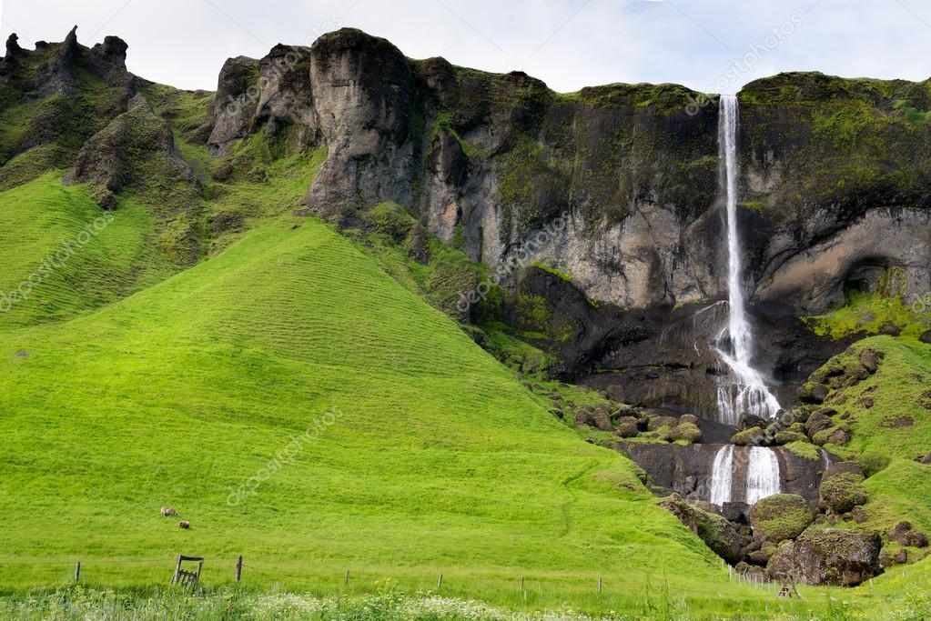 Foss a Sidu waterfalls in Iceland — Stock Photo © luislouro #79025028