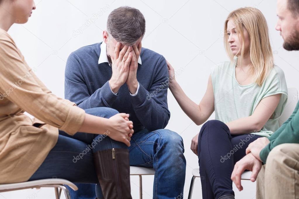 Buscar el apoyo del grupo de ayuda mutua — Foto de stock #116630804 ...