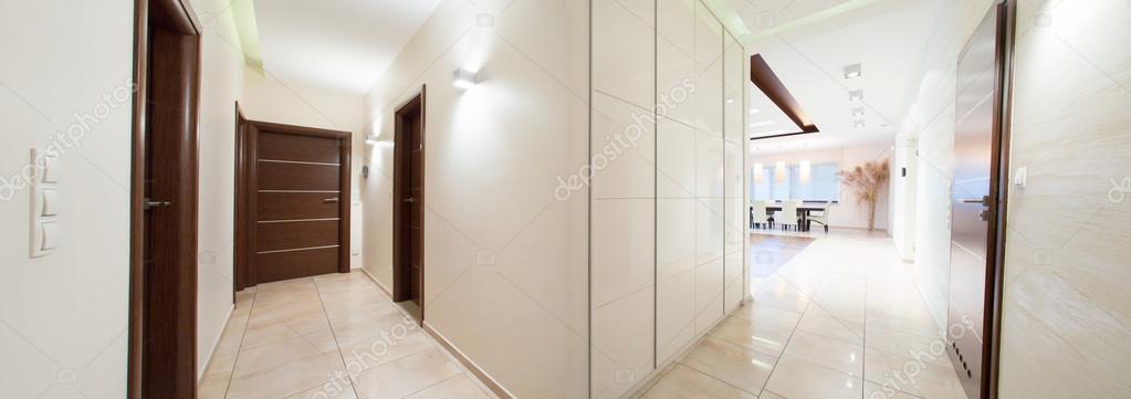 Hallway Stock Photos, Royalty Free Hallway Images | Depositphotos