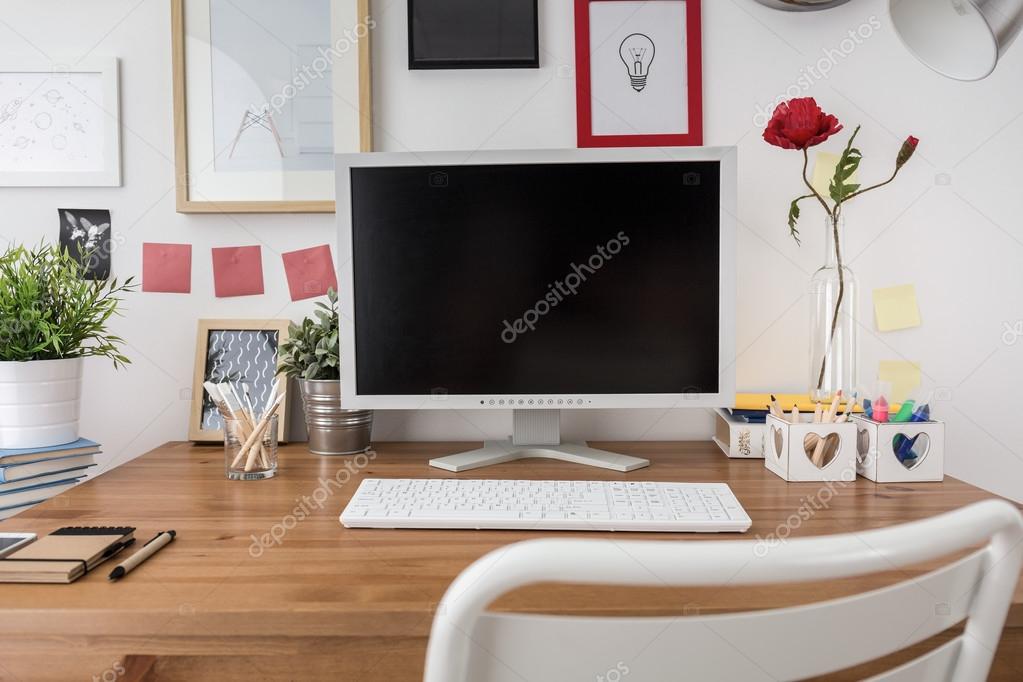 White desktop computer — Stock Photo © photographee.eu #75067907