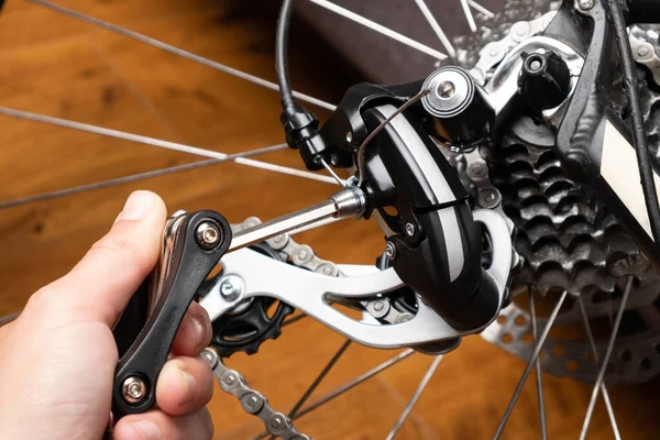 4,459,046 imágenes de Electric bike maintenance checklist libres de ...