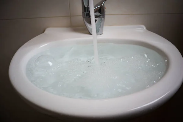 Overflowing sink Stock Photos, Royalty Free Overflowing sink Images ...