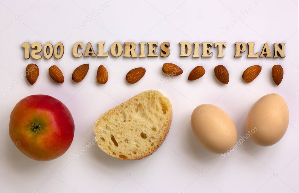 Dieta de 1200 calorías. Es hora de perder peso. Manzana, huevos, un ...