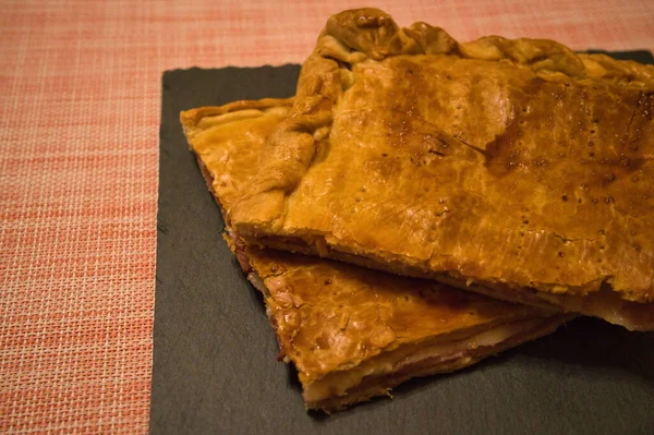 Tarte de veau images libres de droit, photos de Tarte de veau ...