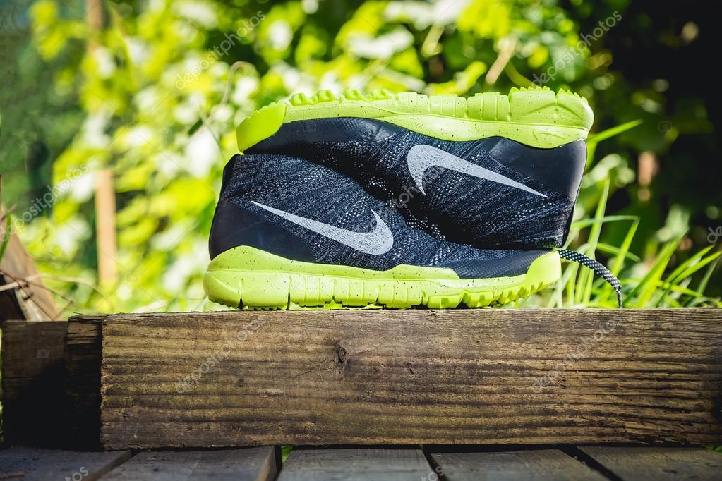 Nike Mens Shoes Running Shoes — Stock Editorial Photo © Sergantstar 79737864