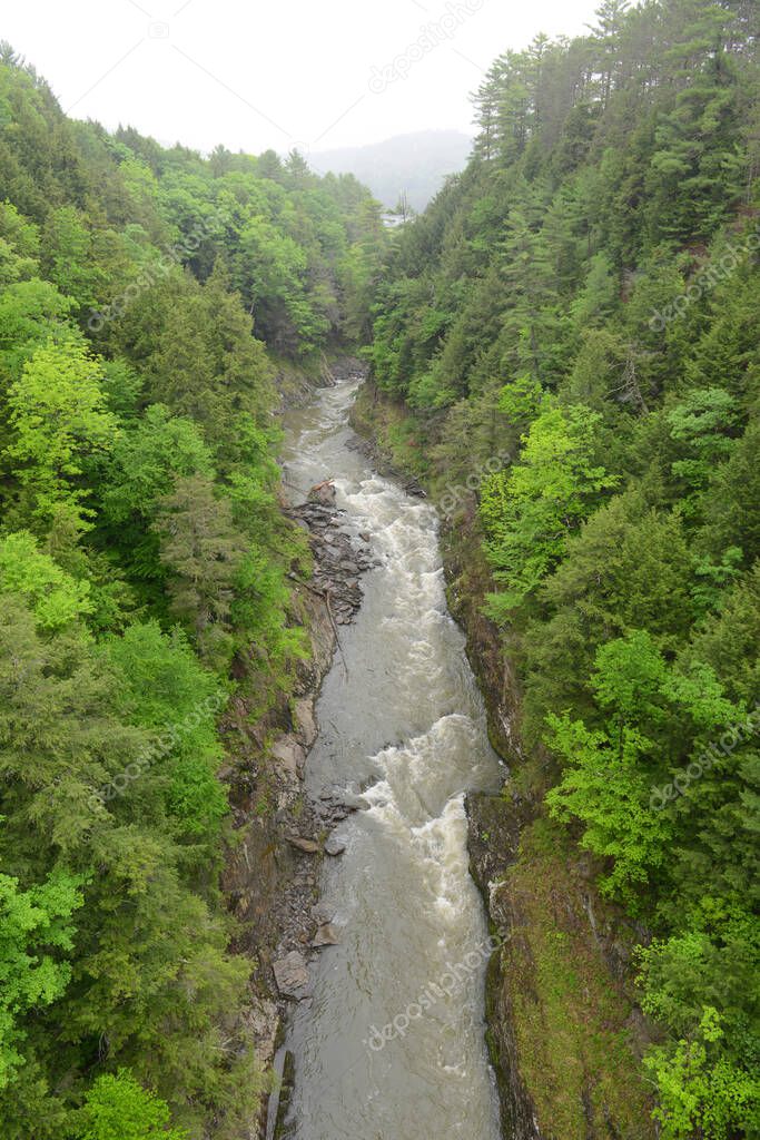 Quechee Gorge on Ottauquechee River in Quechee village, Vermont ...