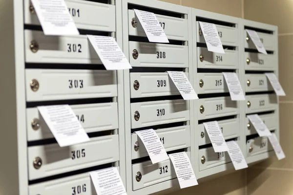 Overflowing mailbox Stock Photos, Royalty Free Overflowing mailbox ...