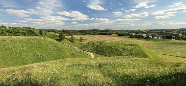 Mounds in the middle of summer beauty view — Stock Photo © Geraldas1 ...