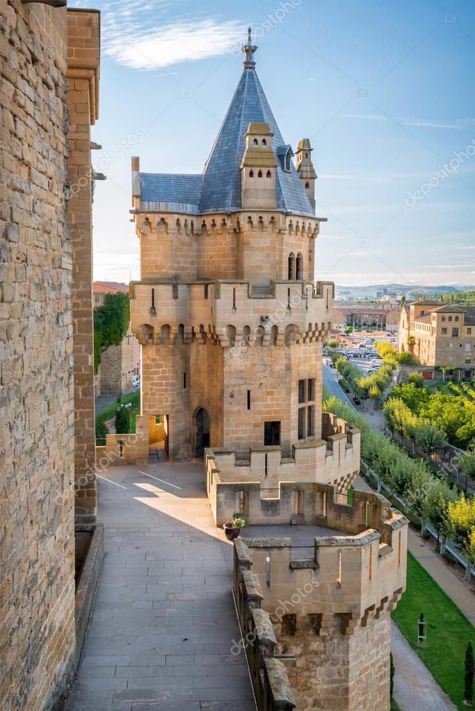 Castillo de Olite en Navarra, España: fotografía de stock © Dreamon512 ...