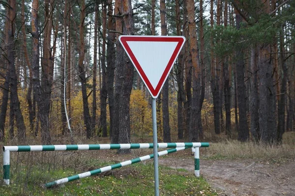 El puesto de control fotos de stock, imágenes de El puesto de control ...