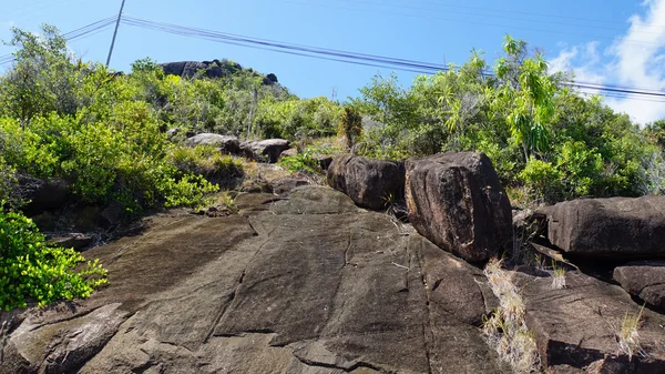 Collines rocheuses images libres de droit, photos de Collines rocheuses ...