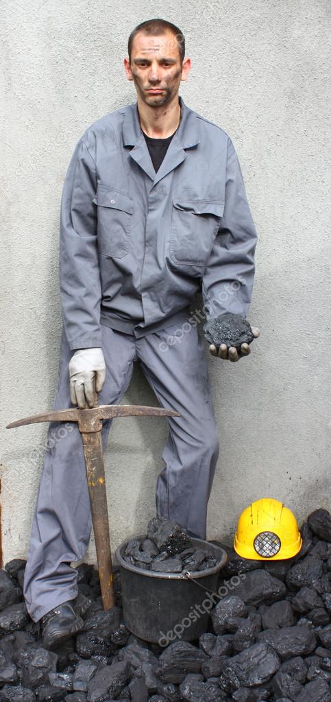 Mine worker Stock Photo by ©Adam88xxx 82903916