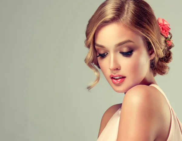Beautiful Female With Elegant Hairstyle Stock Image Everypixel