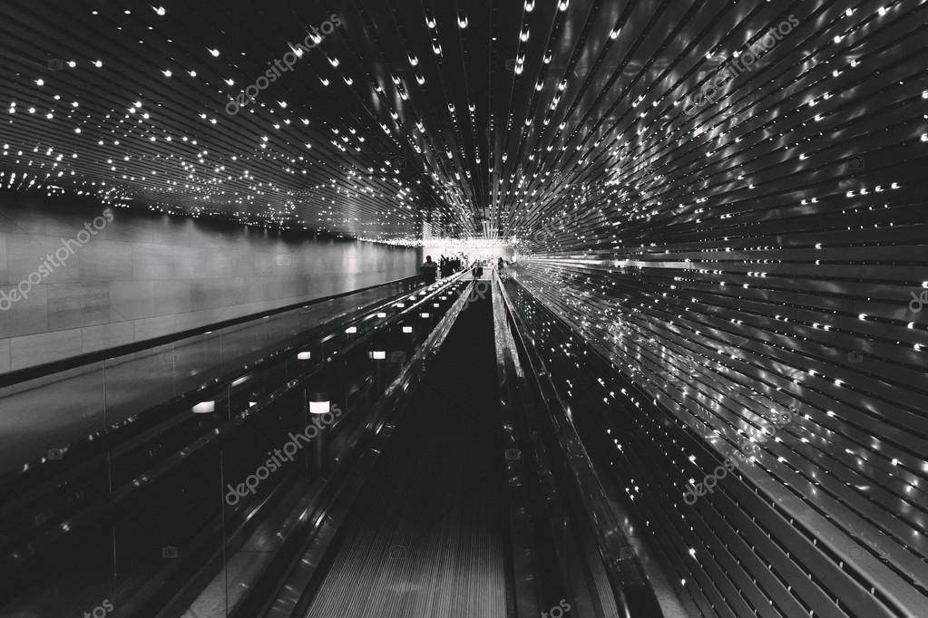 Underground moving walkway at the National Gallery of Art, in Wa ... Underground moving walkway at the National Gallery of Art, in Wa ...