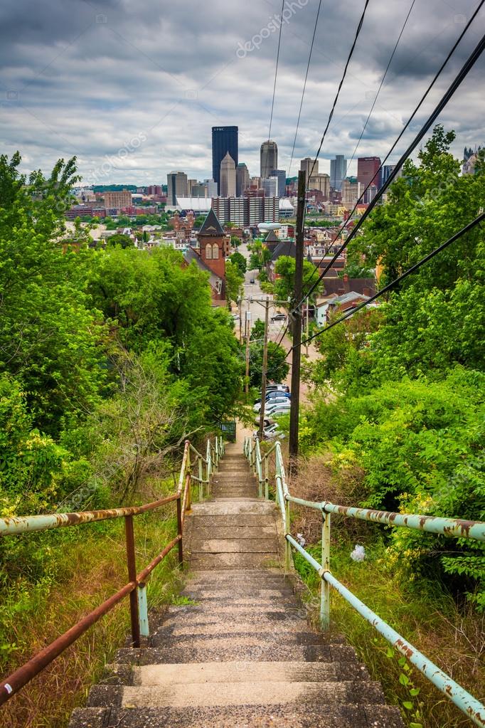 Staircase and view of the skyline in Pittsburgh, Pennsylvania. — Stock ...