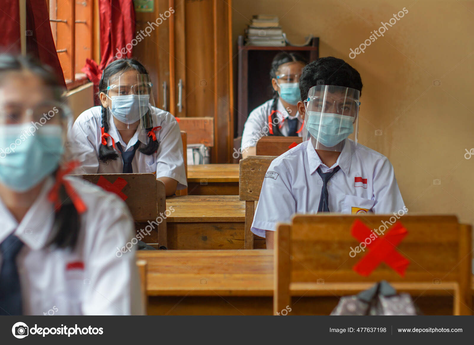 Bali Indonesia May 2021 Students Indonesia Learning Process Class Using ...