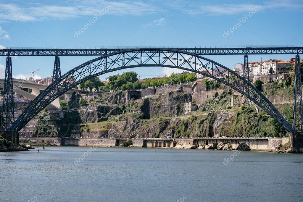 Fotos de Puente Maria Pia Ponte Doña Maria Pia Sobre Río Duero - Imagen ...