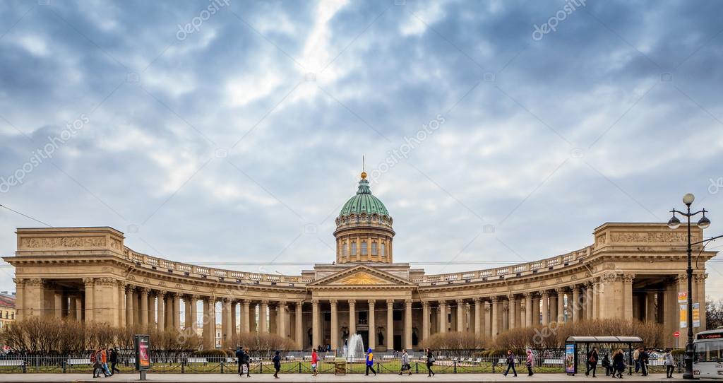 Kazan Cathedral, Saint Petersburg — Stock Editorial Photo © zx6r92 #120653406