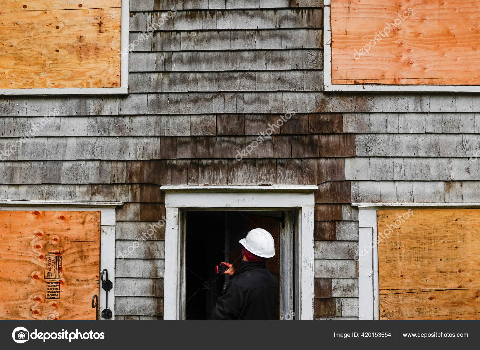 Cornwall Usa Insurance Fire Inspector Inspects Exterior Wooden House ...