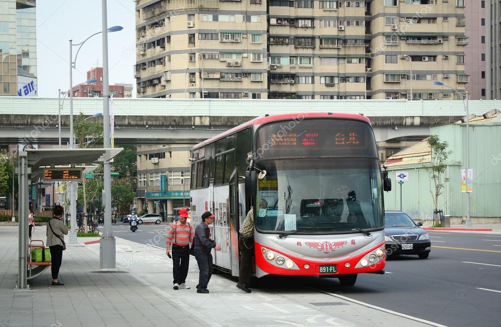Bus running on street in Taichung – Stock Editorial Photo © phuongphoto ...