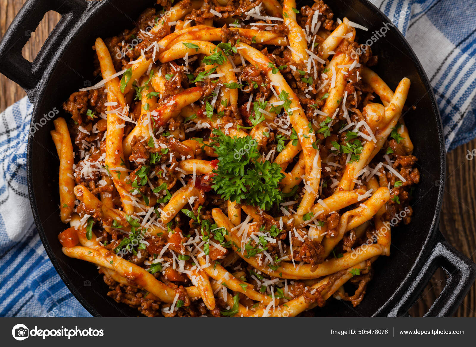 Maccheroni Ferretto Beef Ragu Bolognese Top View Stock Photo by ...