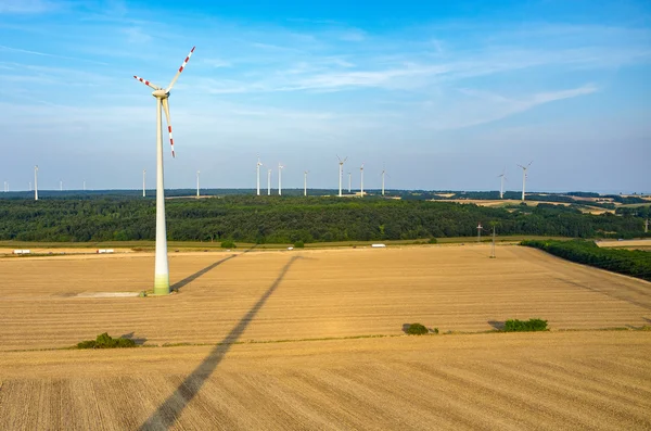 Windmill electricity farms Stock Photos, Royalty Free Windmill ...