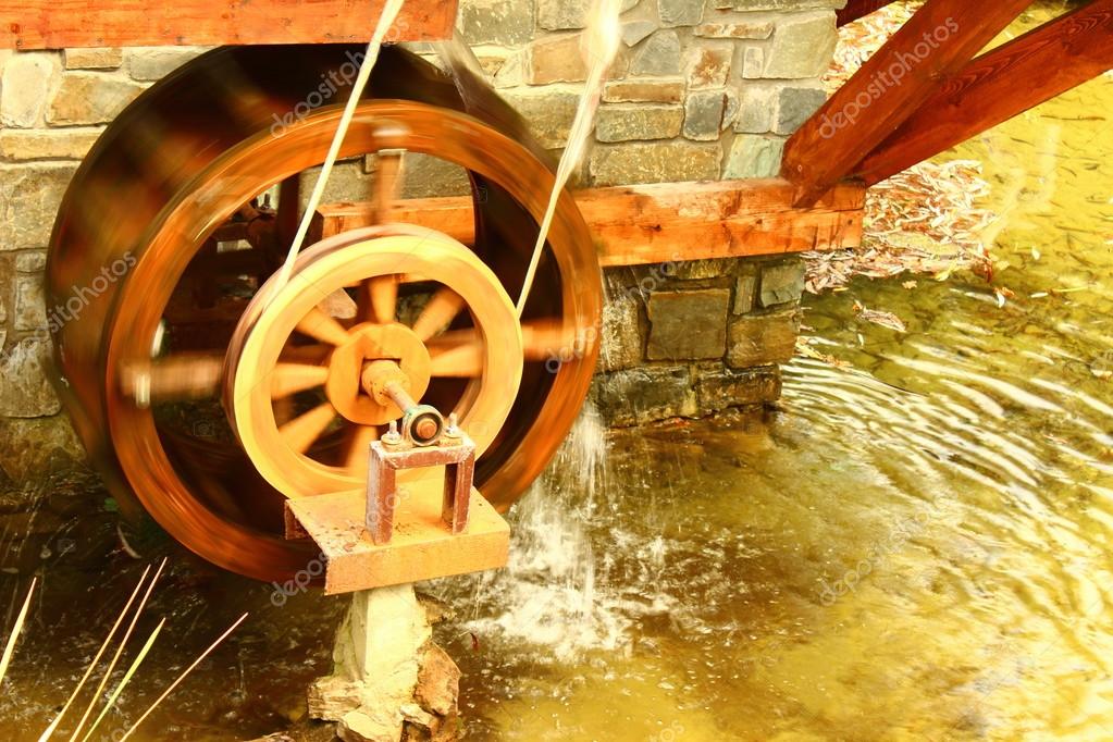 Wooden shaft Stock Photo by ©inesska250282 55627277