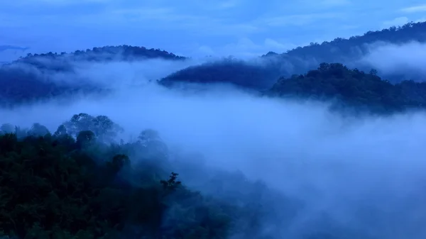 Mountain range mist Stock Photos, Royalty Free Mountain range mist Images | Depositphotos