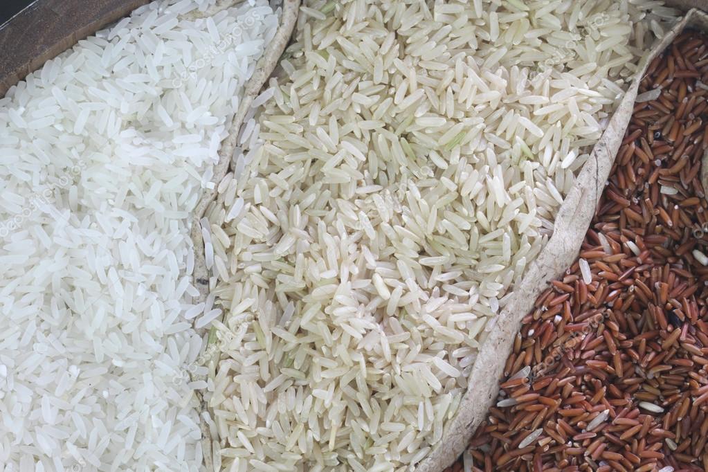 Close up organic rice in sack bag — Stock Photo © aodaodaodaod #85033908