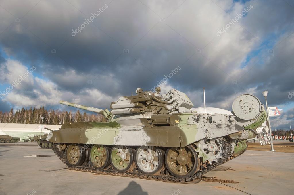 Soviet medium tank T-55AD with the system of active protection "Drozd ...