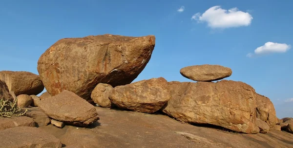 Balancing rocks Stock Photos, Royalty Free Balancing rocks Images ...