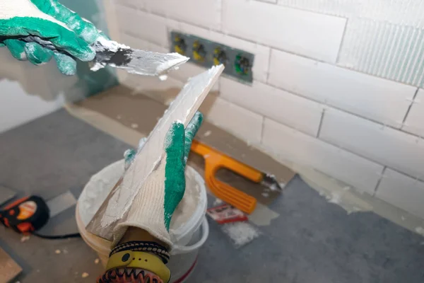 Applying construction adhesive Stock Photos, Royalty Free Applying ...