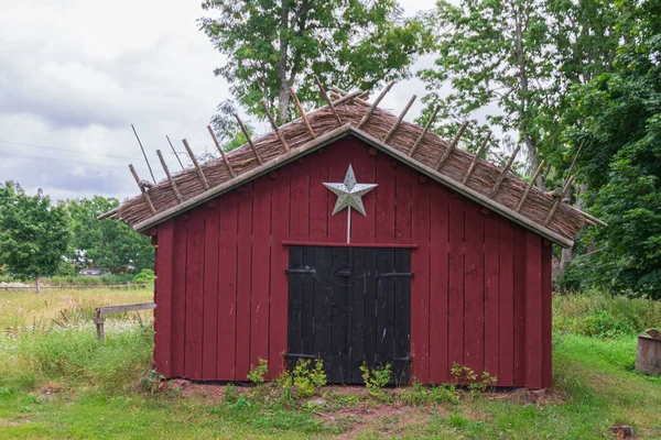 Origami barn Stock Photos, Royalty Free Origami barn Images | Depositphotos