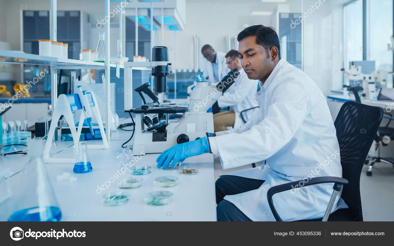 Medical Microbiology Lab