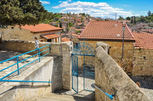 El pueblo de montaña de Lofu, conocido desde el siglo XIV, por su ...