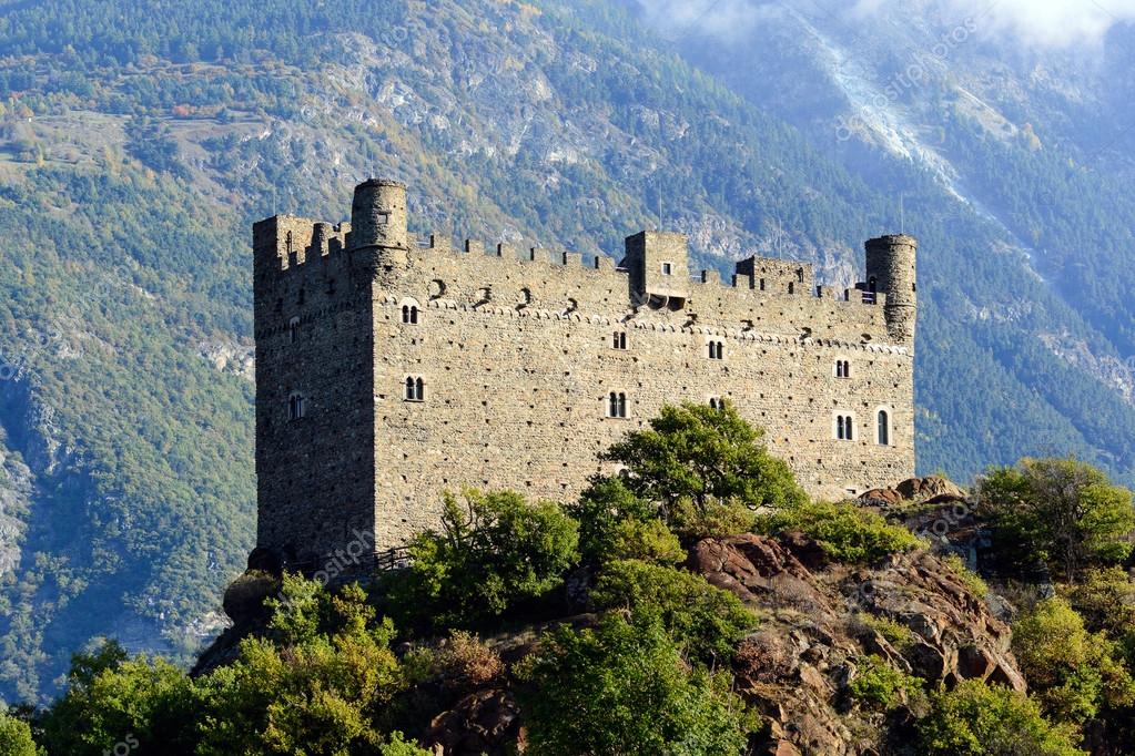 Château d'Ussel image libre de droit par Photoerick © #62811029