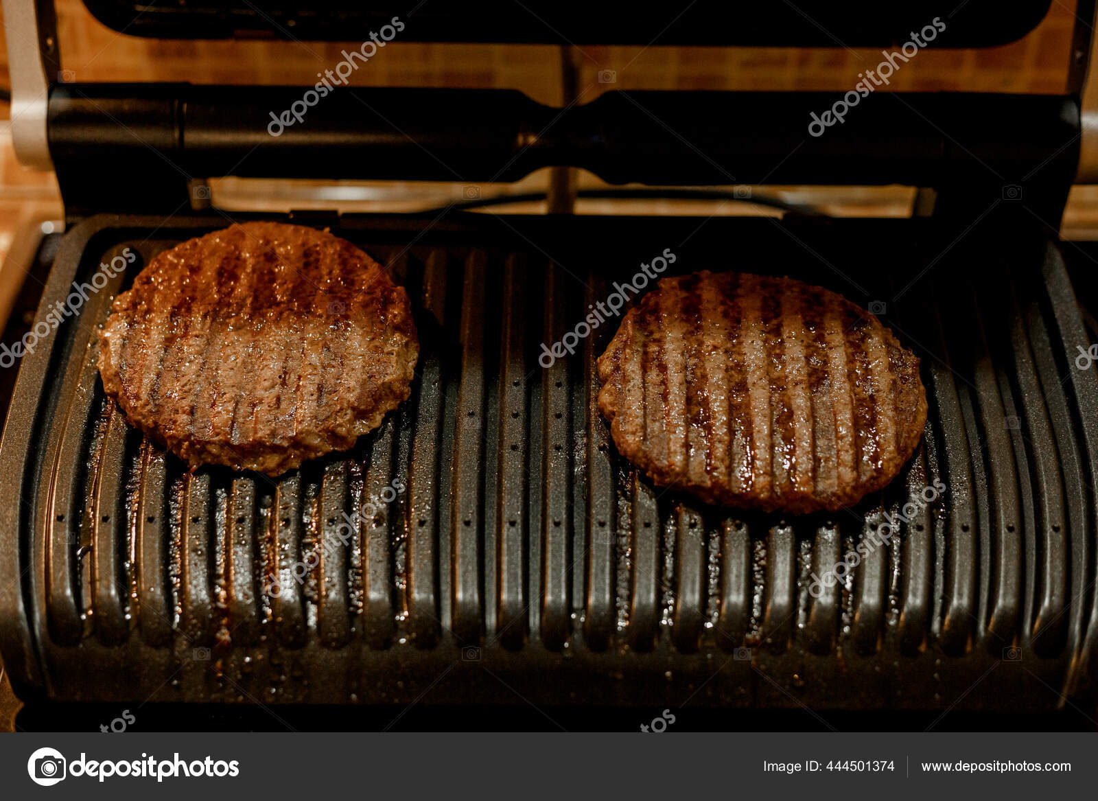 Freshly Grilled Burger Meat Dark Background — Stock Photo © lnatalie16 ... Freshly Grilled Burger Meat Dark Background — Stock Photo © lnatalie16 ...