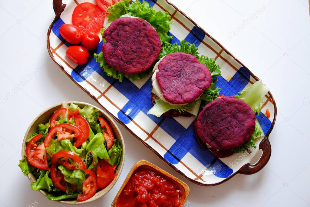 Increíble colorido alimento de materia prima para hamburguesa vegana de ...