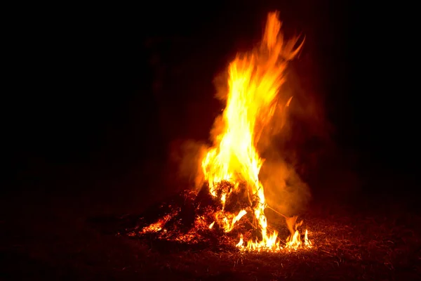 Hay fire Stock Photos, Royalty Free Hay fire Images | Depositphotos