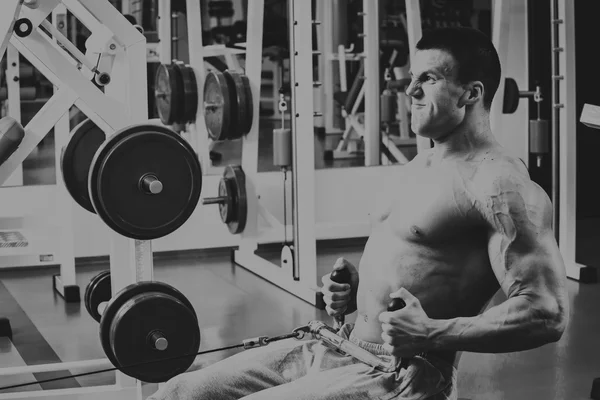 Strong performing physical exercises - Stock Image - Everypixel