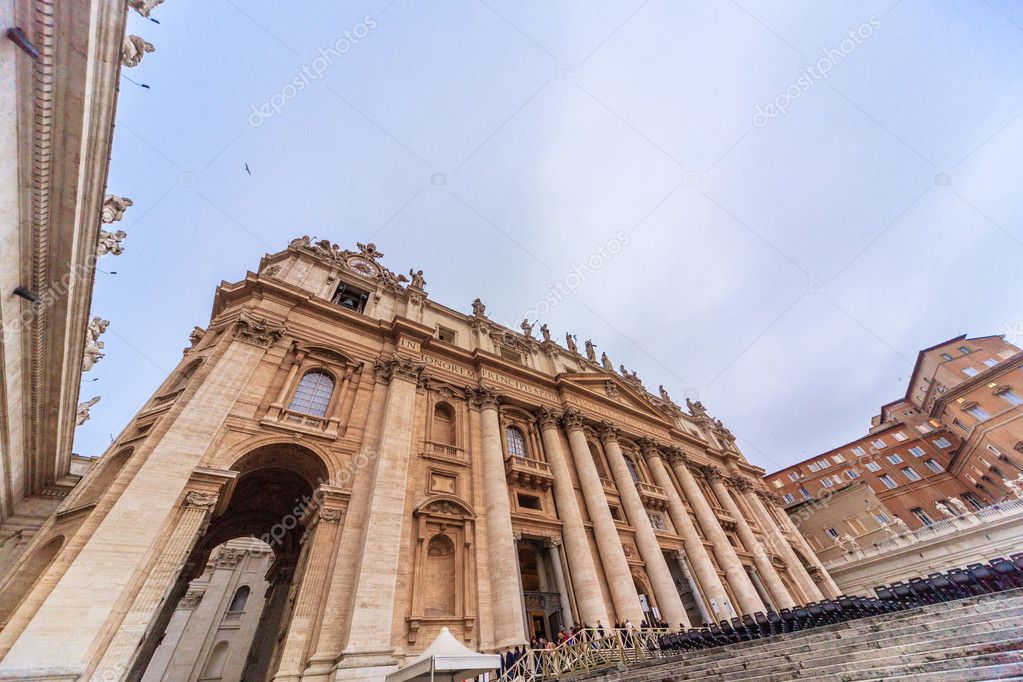 Beautiful ancient streets of Rome Stock Photo by ©aallm 106920494