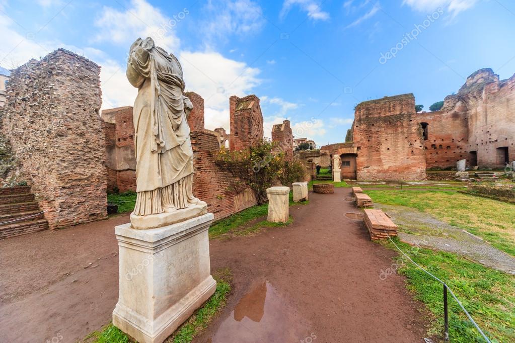 Beautiful scenery of the Roman Forum — Stock Photo © aallm #107258808