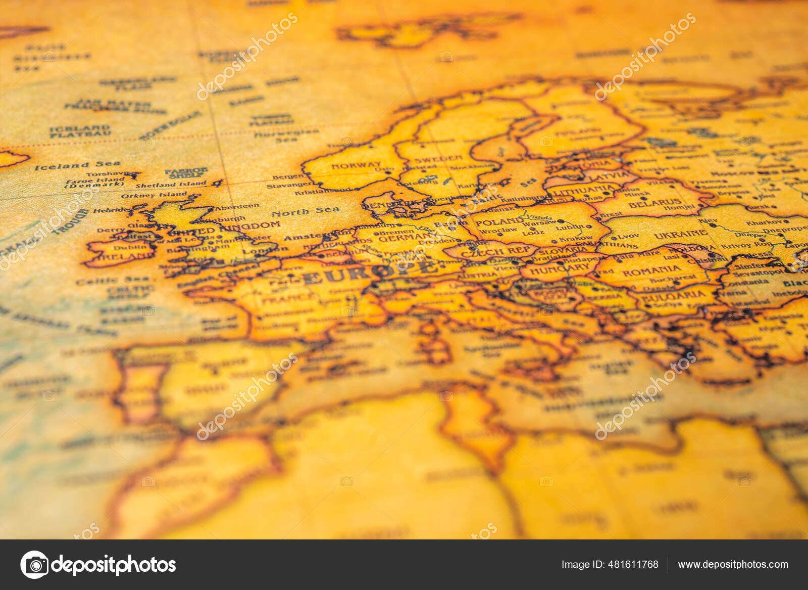 Europa Mapa Mundo — Foto © aallm #481611768