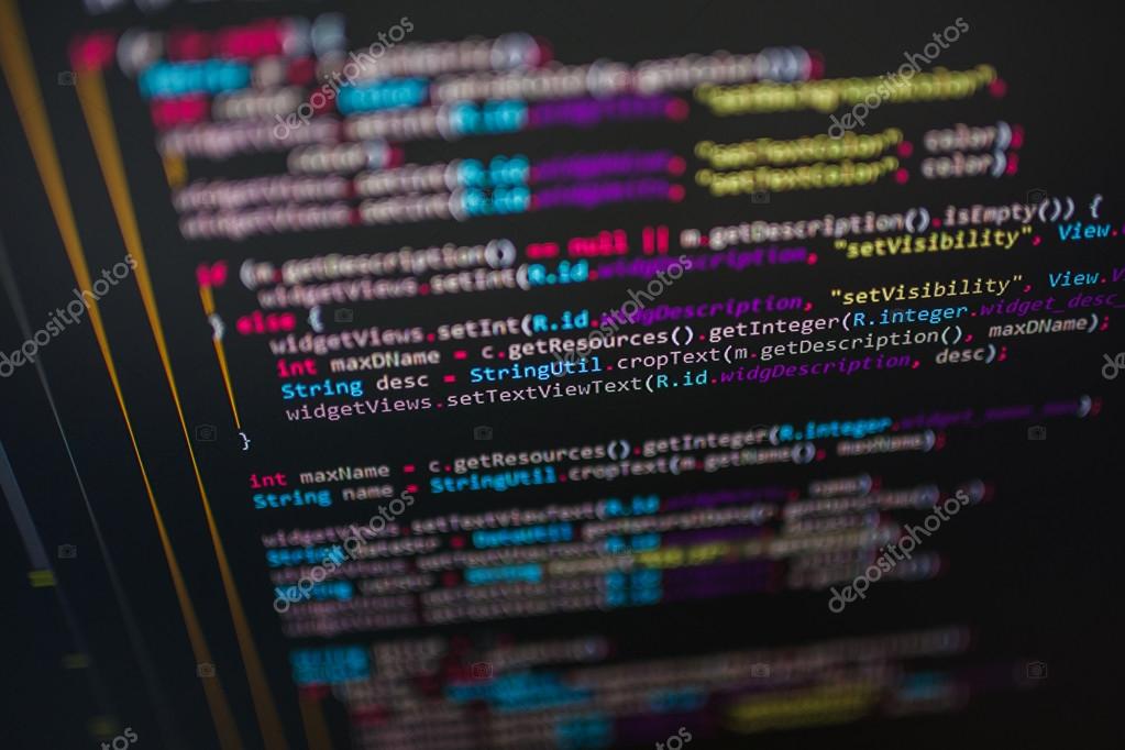 Líneas de código en la pantalla del ordenador — Foto de stock ...